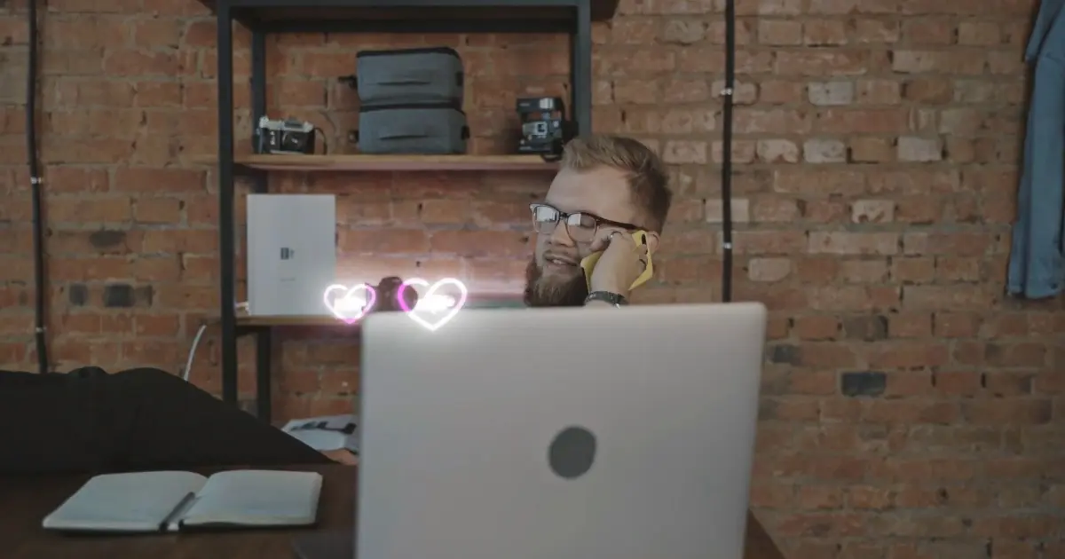 Valentine's Day Bo Burnham style - Bilibili