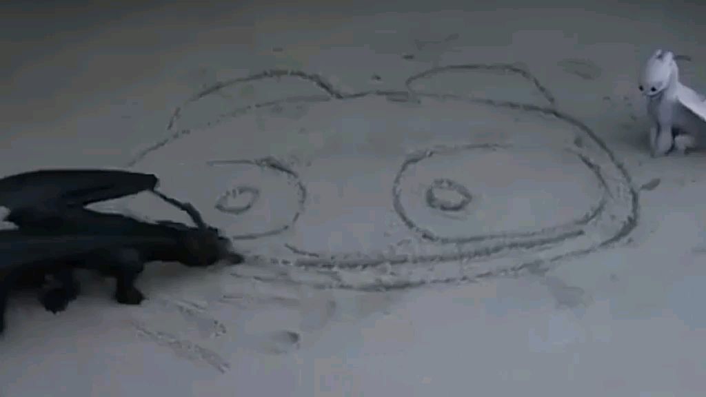 Toothless Drawing In The Sand