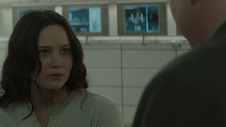 Mockingjay Part 1 Peeta Crying