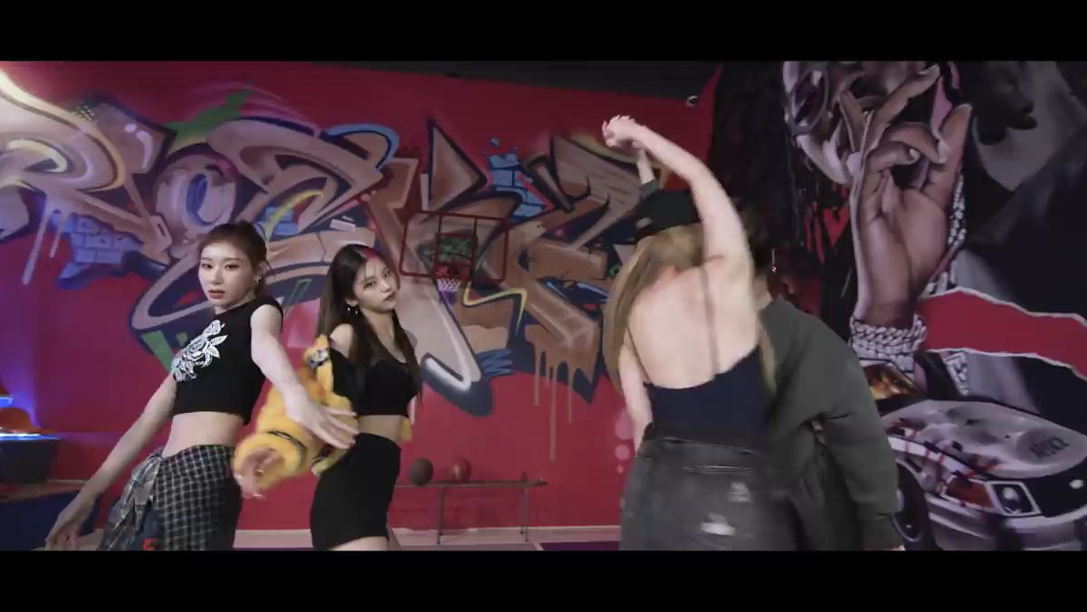 Itzy Swipe Dance Practice ITZY Trimes ITZY 3/5 With Their Swipe